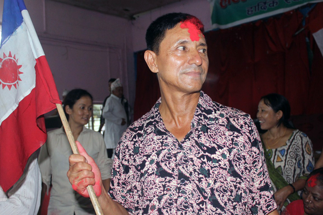 नेपाली सेनाका पूर्वकर्णेल लिम्बुवानमा प्रवेश – Online Khabar