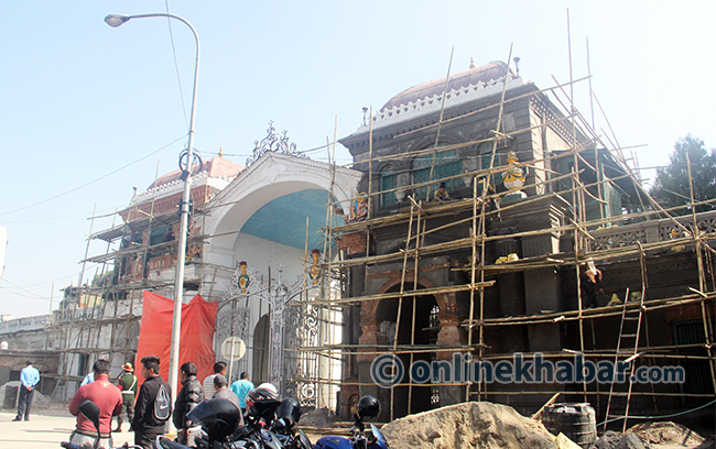 सिंहदरबारभित्र थोत्रा गाडी लुकाउने तयारी – Online Khabar