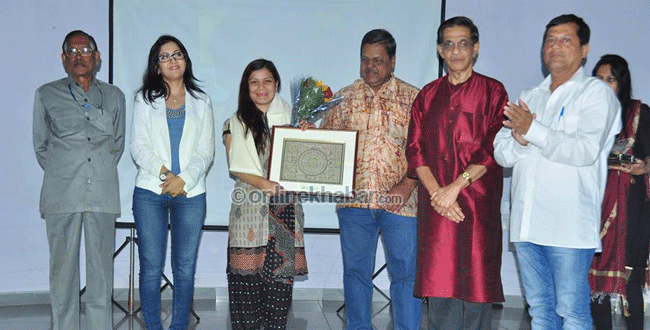 निर्देशक बस्नेतलाई भारतमा सम्मान – Online Khabar