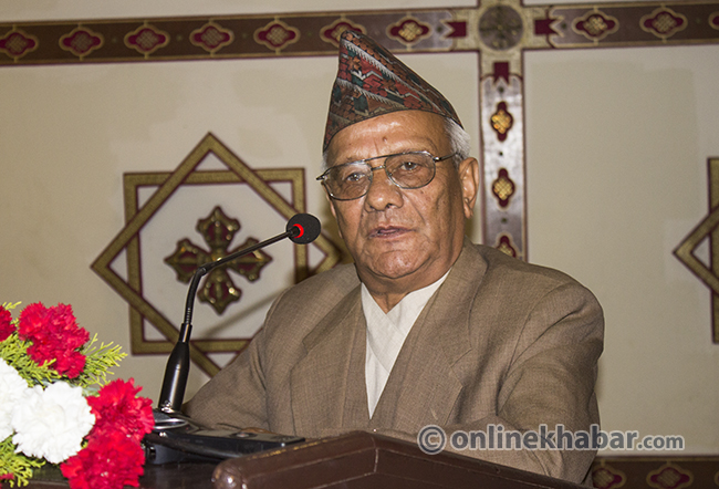 प्रक्रिया रोकेर भए पनि सहमतिमै संविधान : लोकेन्द्रबहादुर चन्द – Online ...