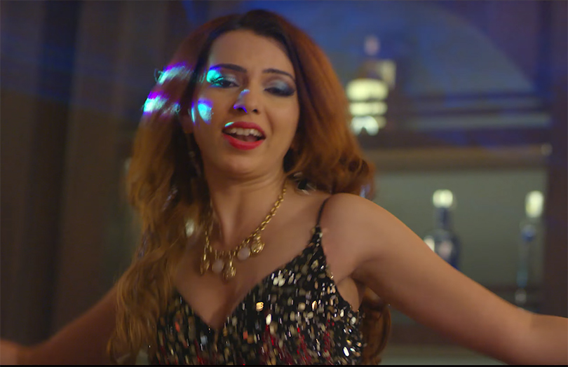 श्रीमतीको डान्स हेरेर दंग ऋषि धमला, छोटो लुगाबारे के भन्छन् ? – Online ...