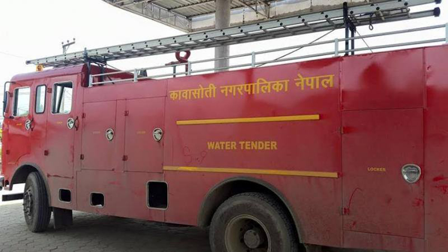 दमकलले बसलाई ठक्कर दिँदा २४ यात्रु घाइते – Online Khabar