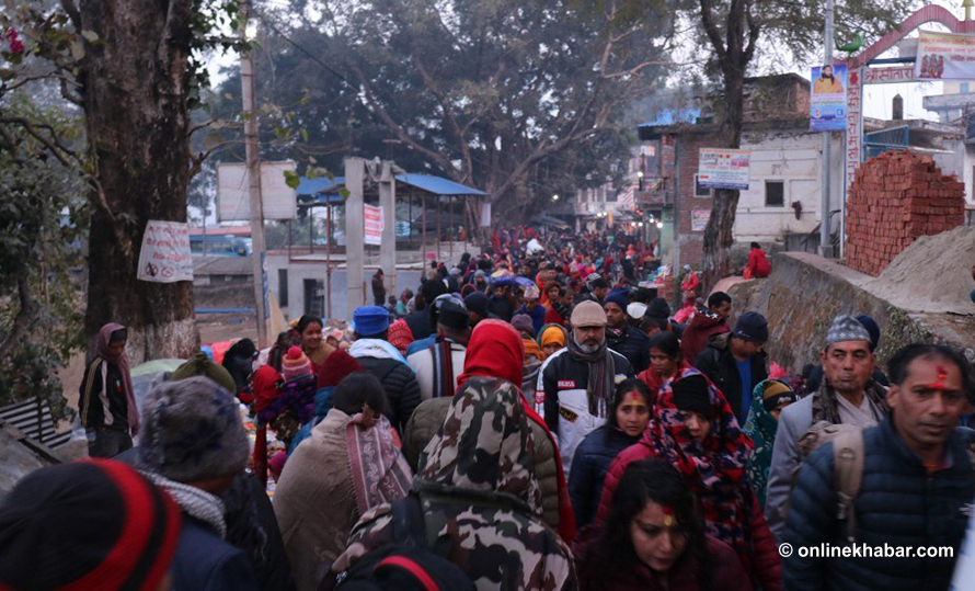 देवघाटमा माघे संक्रान्ति मेला भर्नेको भीड – Online Khabar