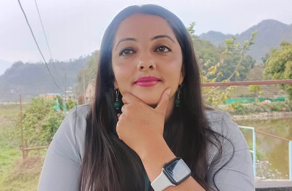 स्मिता अधिकारी – Online Khabar